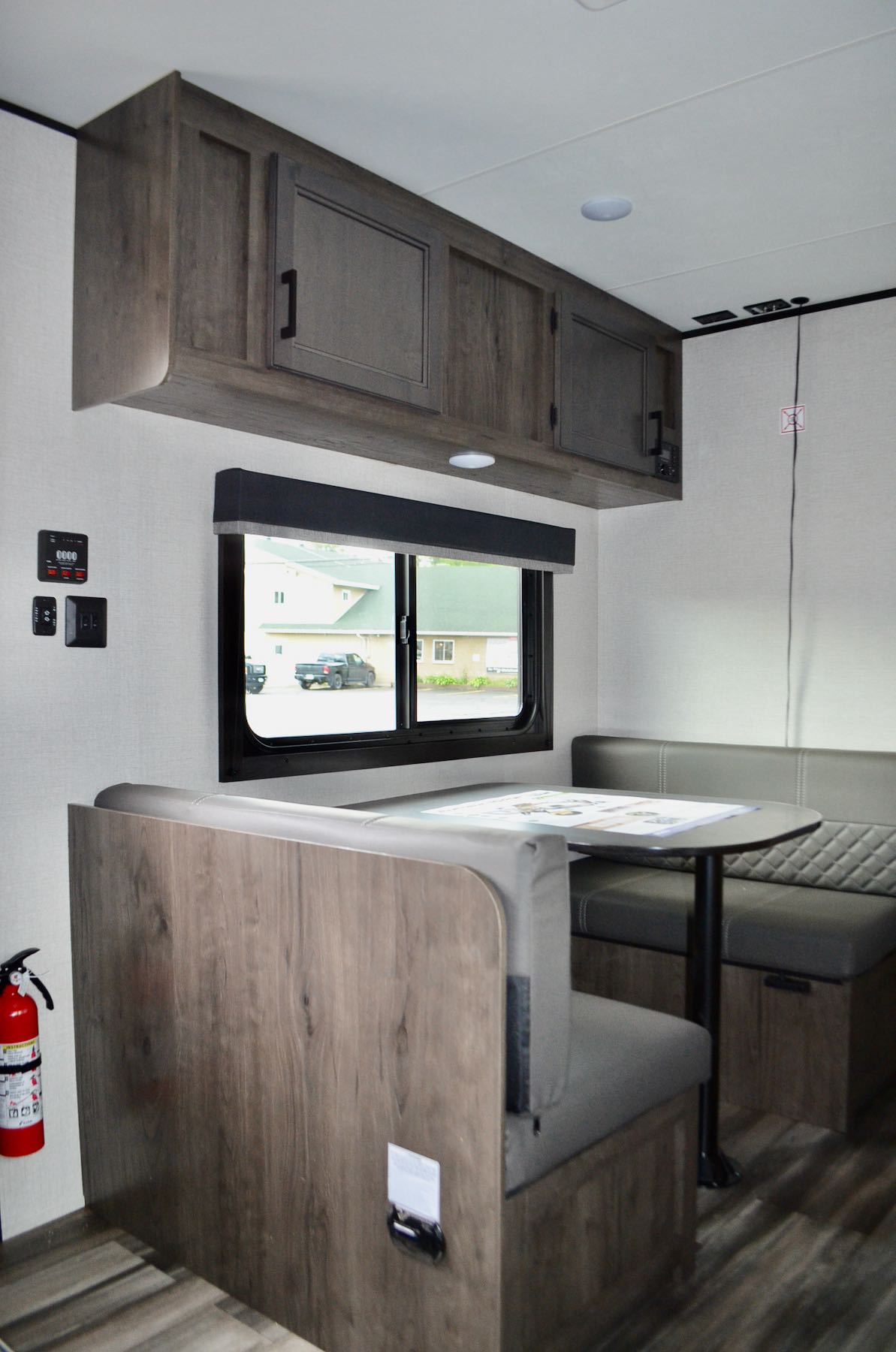 New 2022 Starcraft Autumn Ridge 26BH - Christie's RV