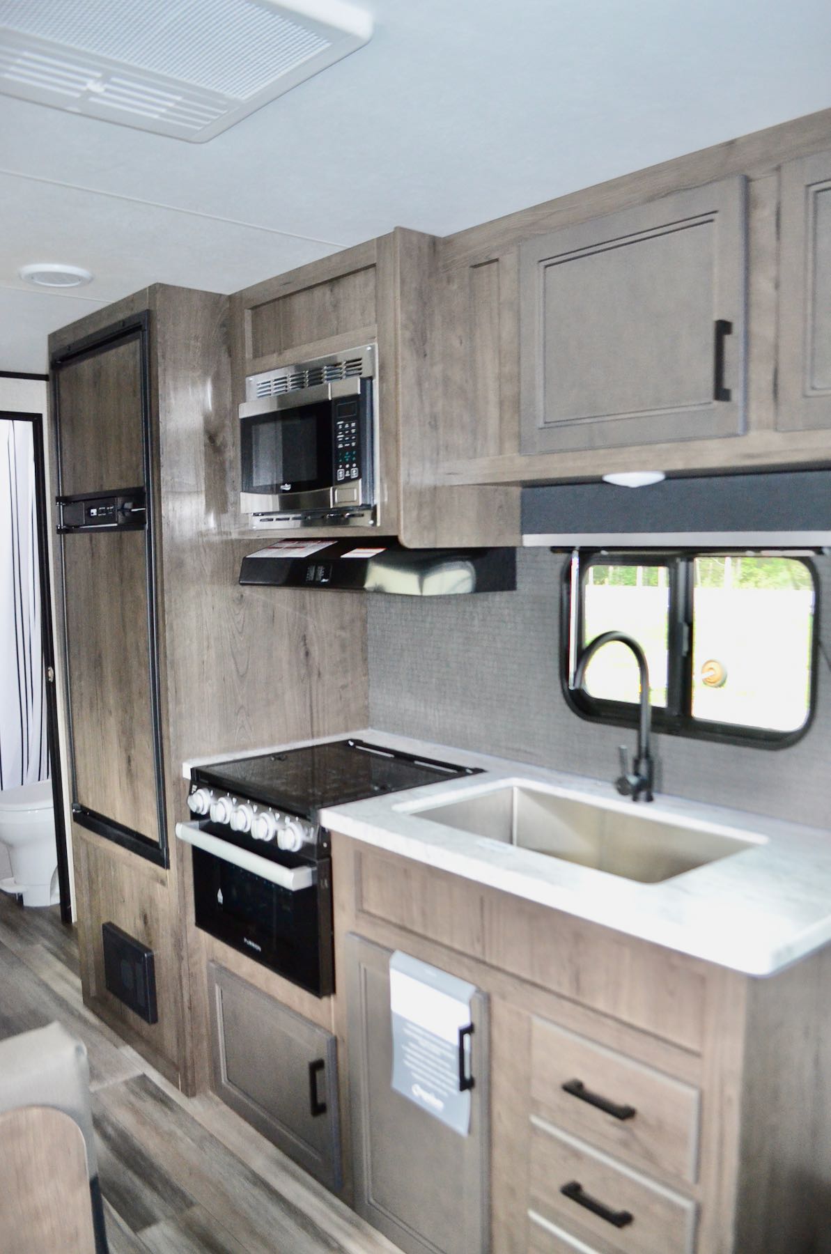 New 2022 Starcraft Autumn Ridge 26BH - Christie's RV