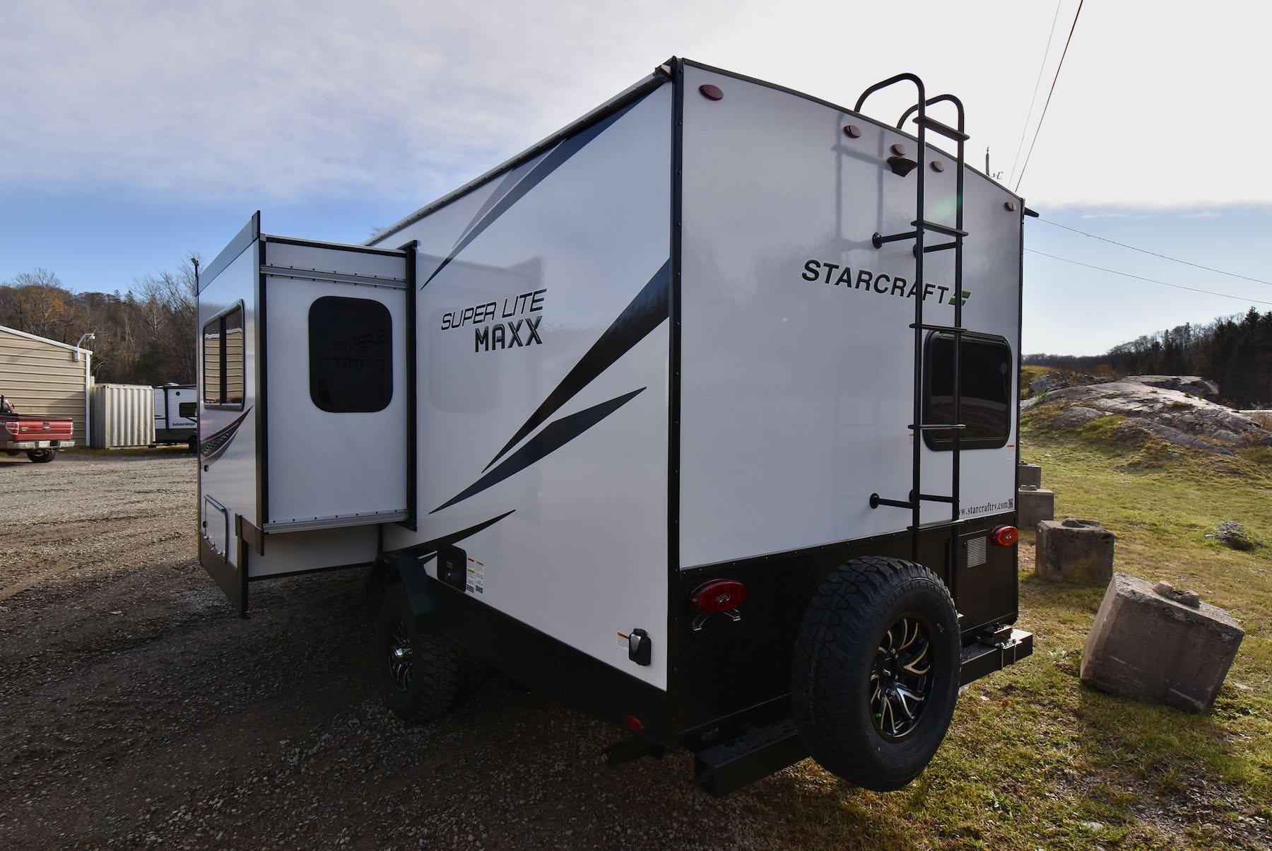 NEW 2023 Starcraft Super Lite Maxx 19MBH - Christie's RV