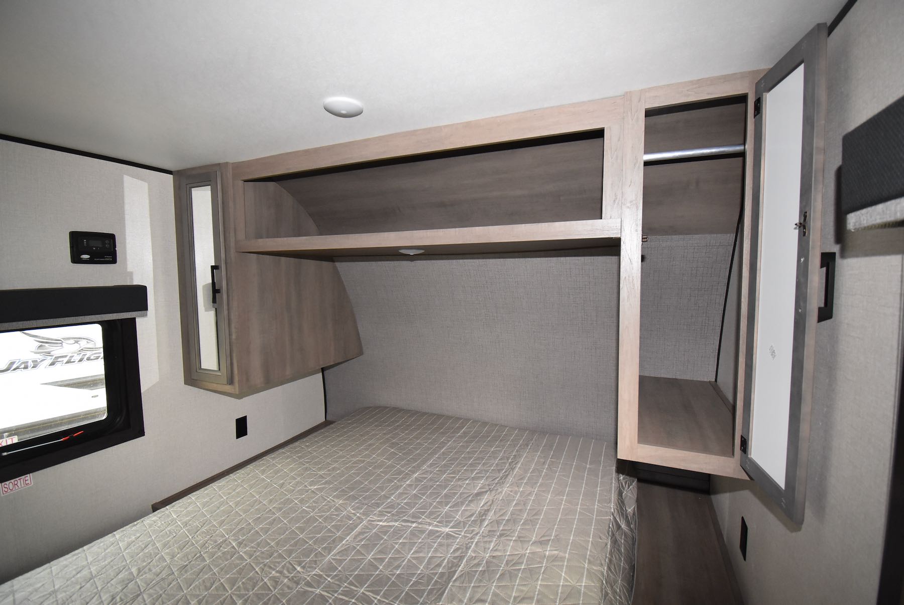 NEW 2023 Starcraft Autumn Ridge 26BH - Christie's RV