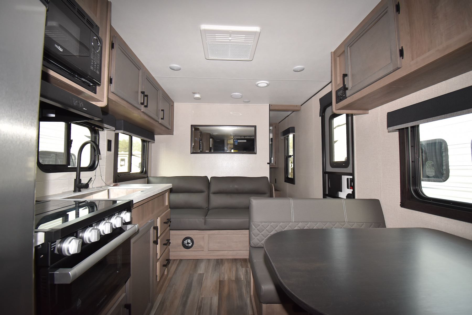NEW 2023 Starcraft Autumn Ridge 26BH - Christie's RV