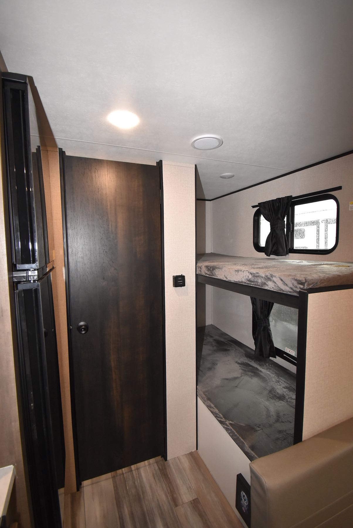 NEW 2024 Starcraft Autumn Ridge Single Axle 19BH - Christie's RV