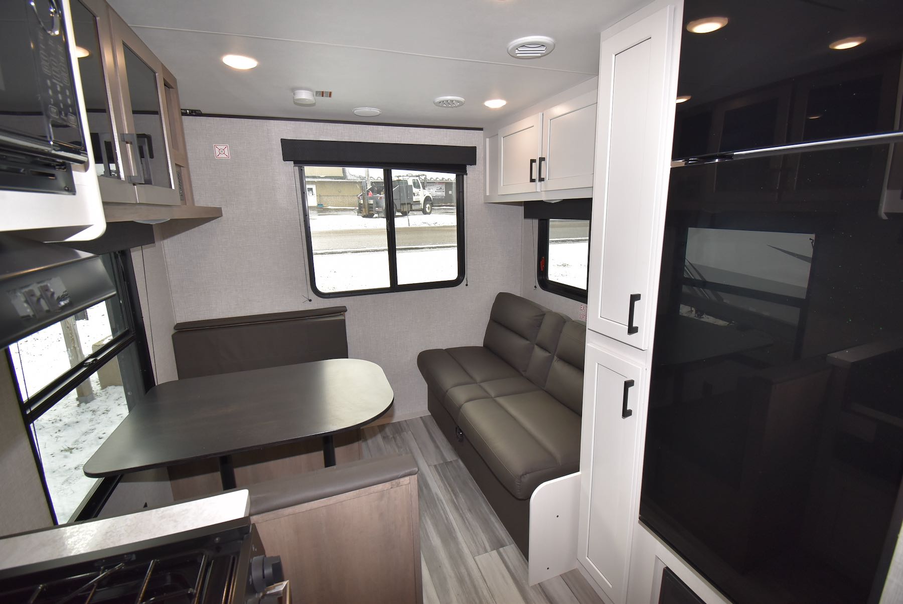 NEW 2024 Jayco Jay Flight SLX 210QB - Christie's RV