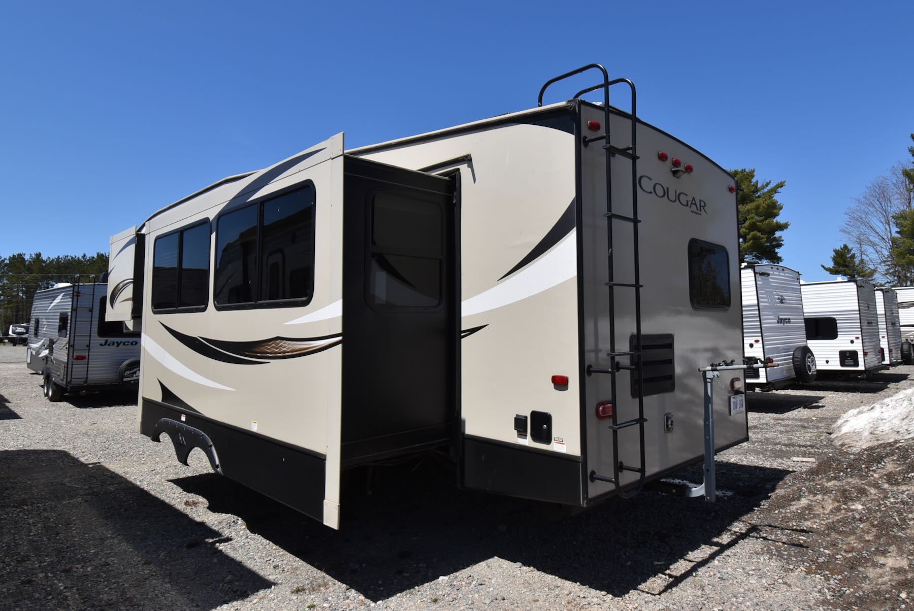 USED 2019 Keystone Cougar 29RKS - Christie's RV