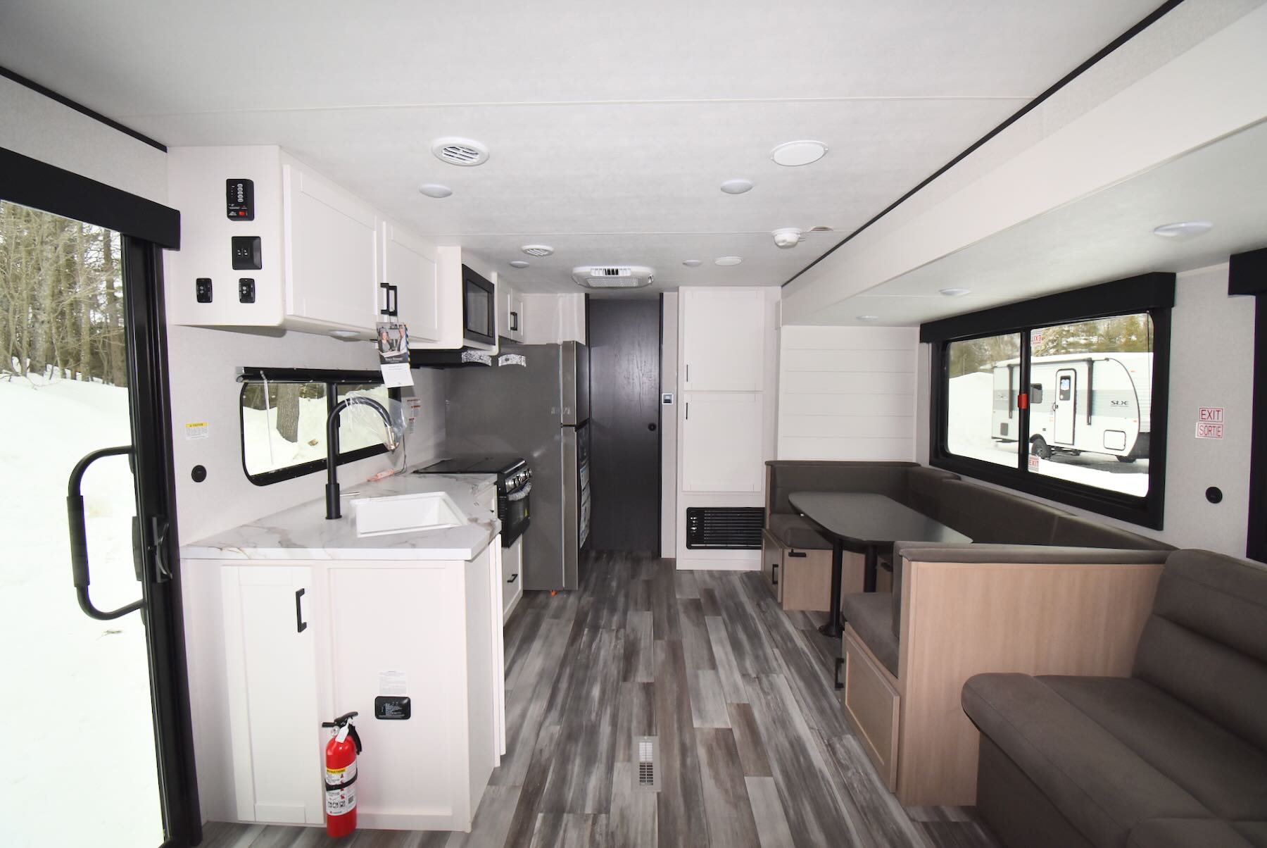 NEW 2026 Jayco Jay Flight SLX 380DQS - Christie's RV