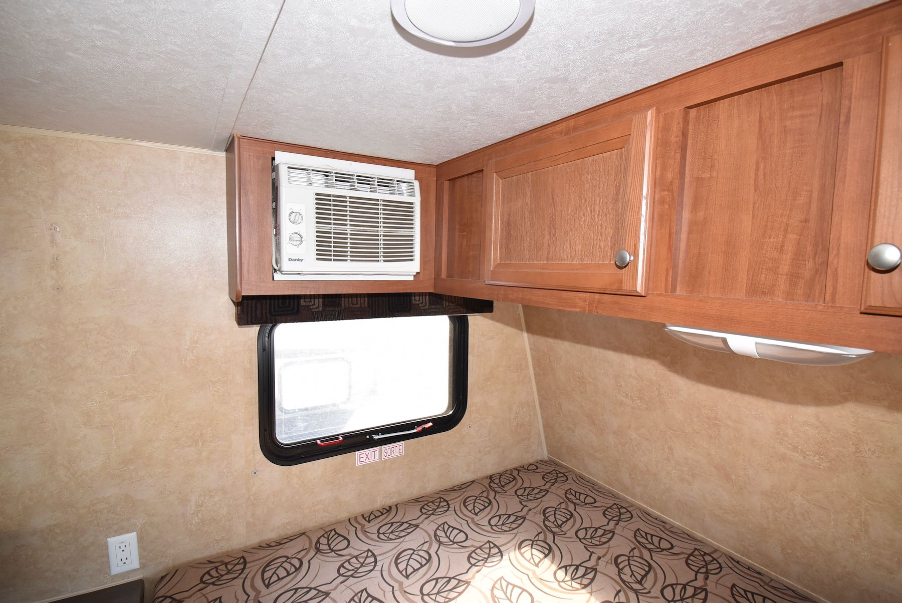 USED 2012 Jayco Jay Flight Swift SLX 185RB - Christie's RV