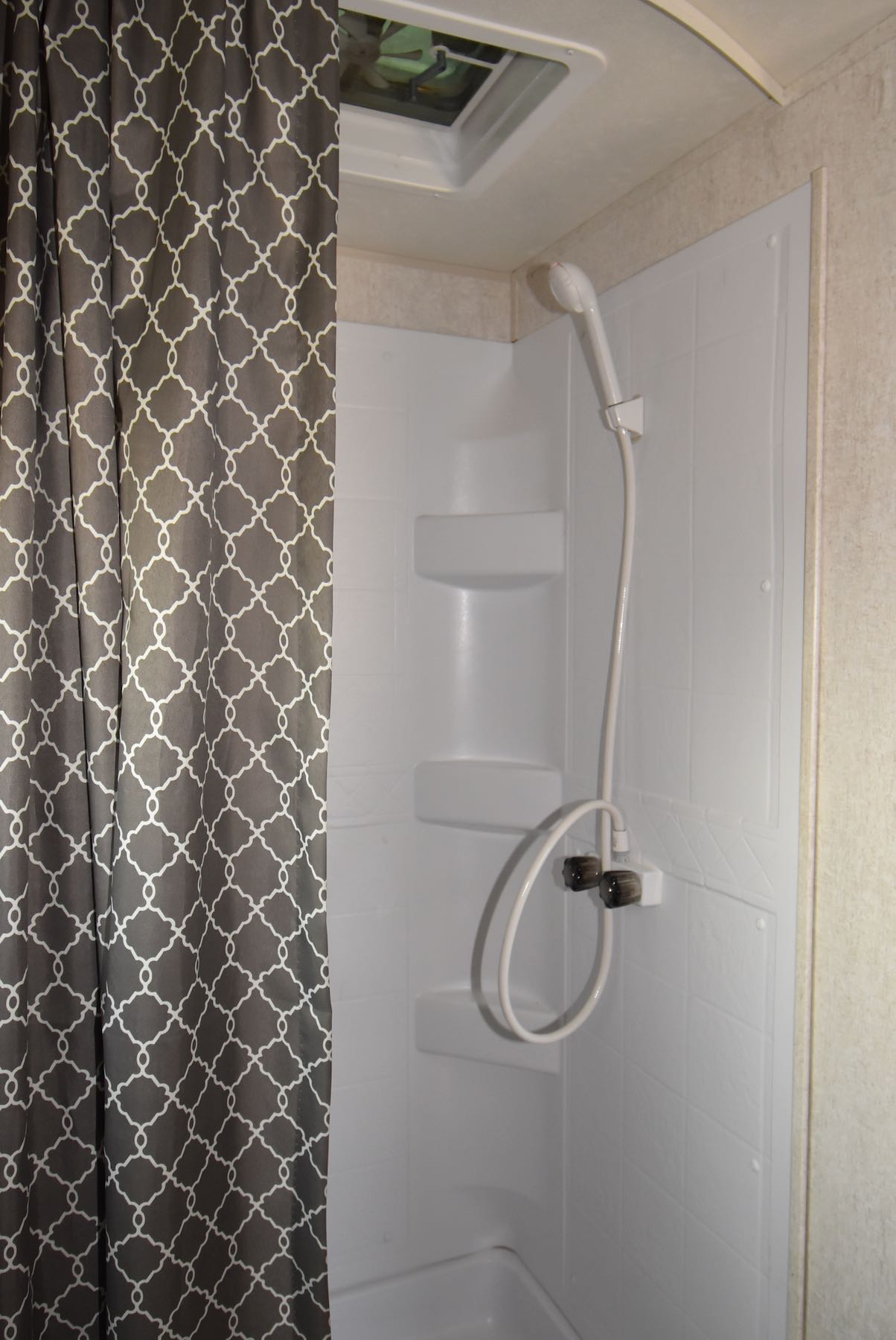 USED 2019 Starcraft Autumn Ridge 21RBS - Christie's RV