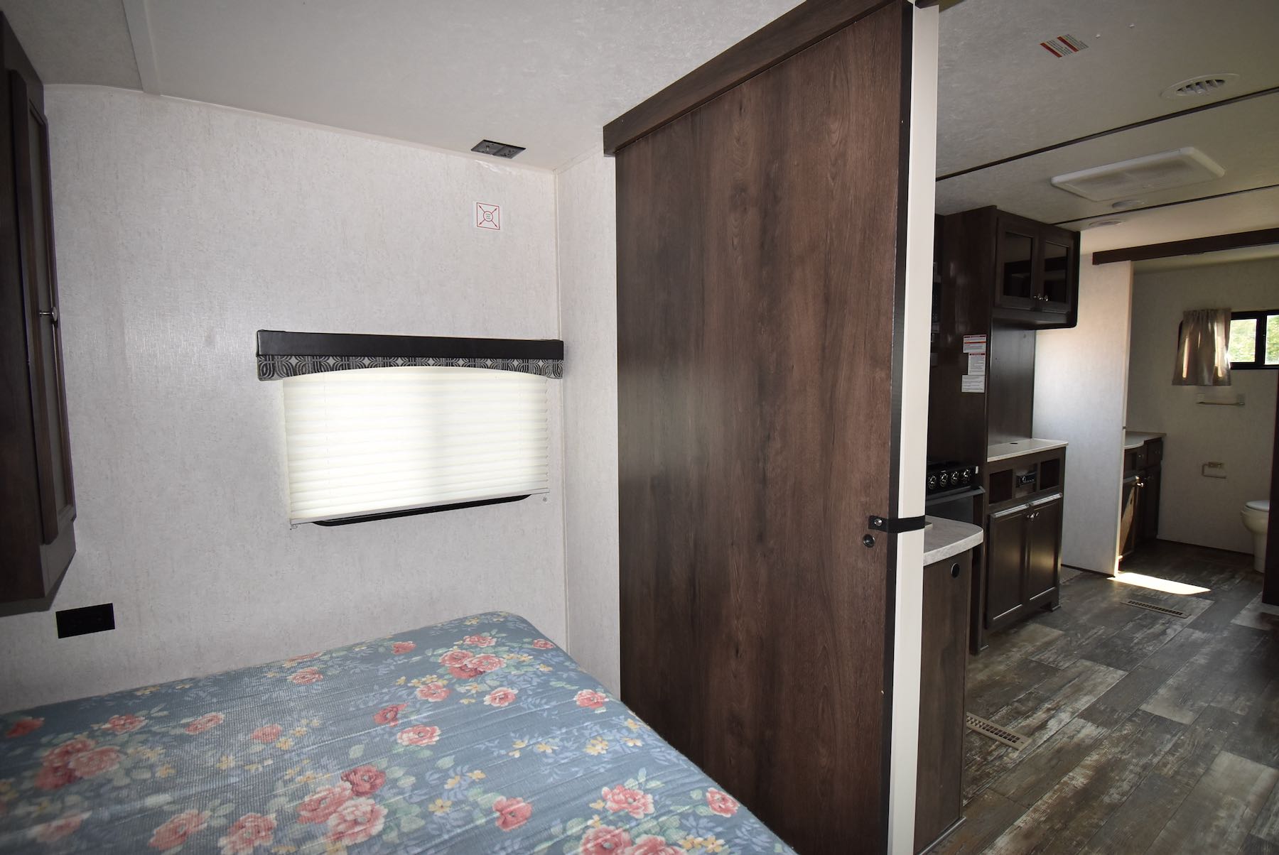 USED 2019 Starcraft Autumn Ridge 21RBS - Christie's RV