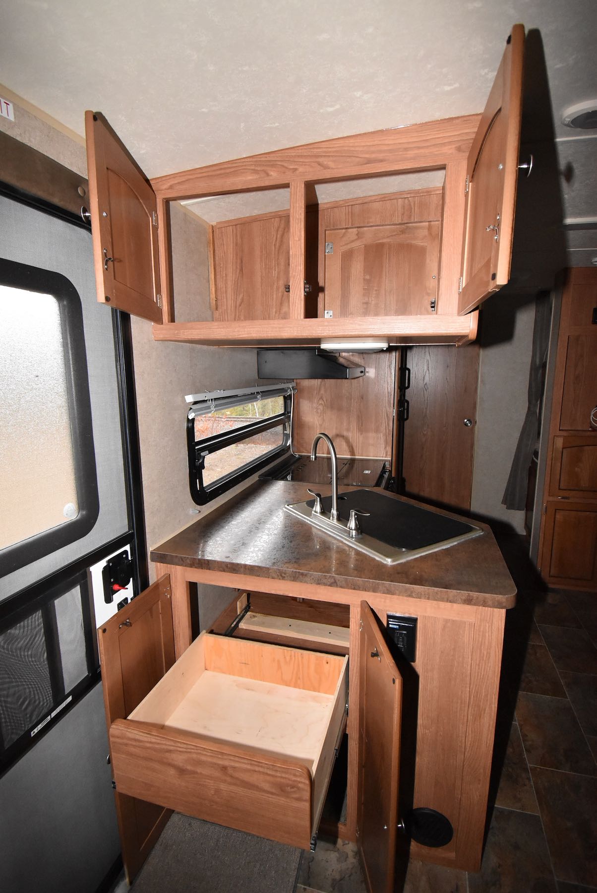 USED 2015 Forest River Rockwood Mini Lite 25040S - Christie's RV