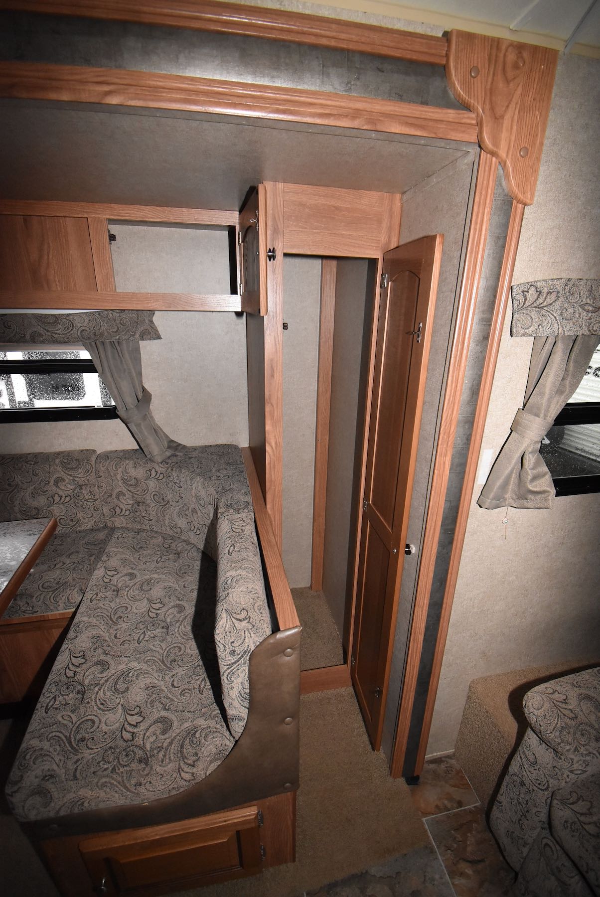 USED 2015 Forest River Rockwood Mini Lite 25040S - Christie's RV