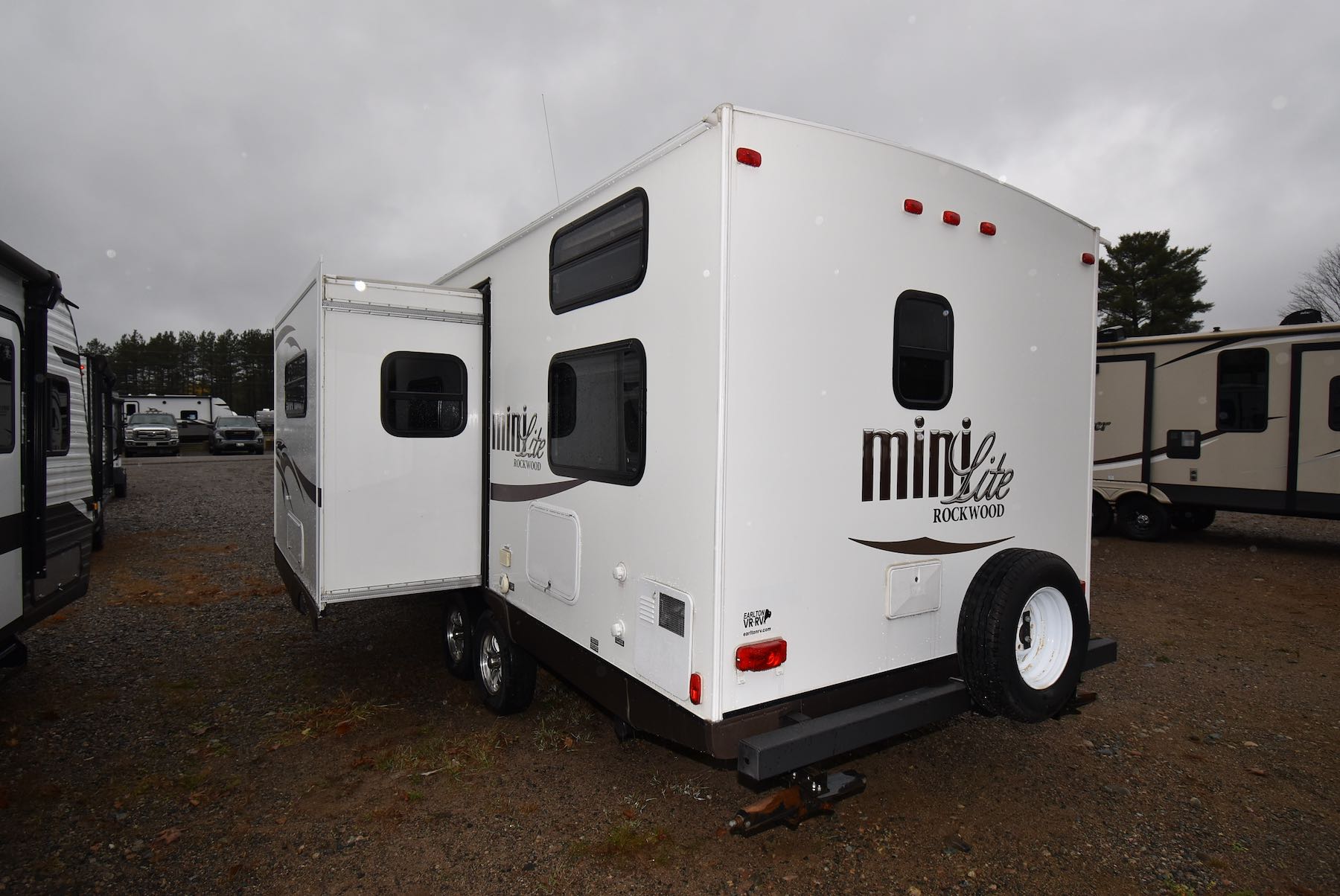 USED 2015 Forest River Rockwood Mini Lite 25040S - Christie's RV
