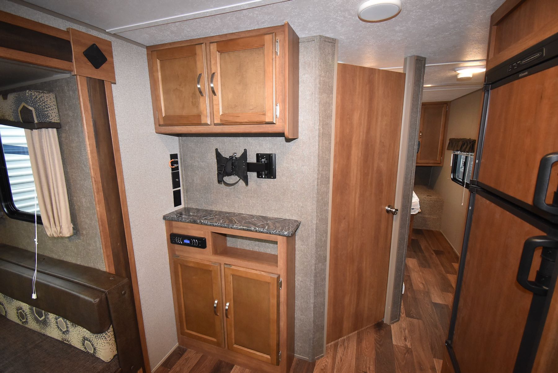 USED 2017 Keystone Springdale Summerland TT 2570RL - Christie's RV