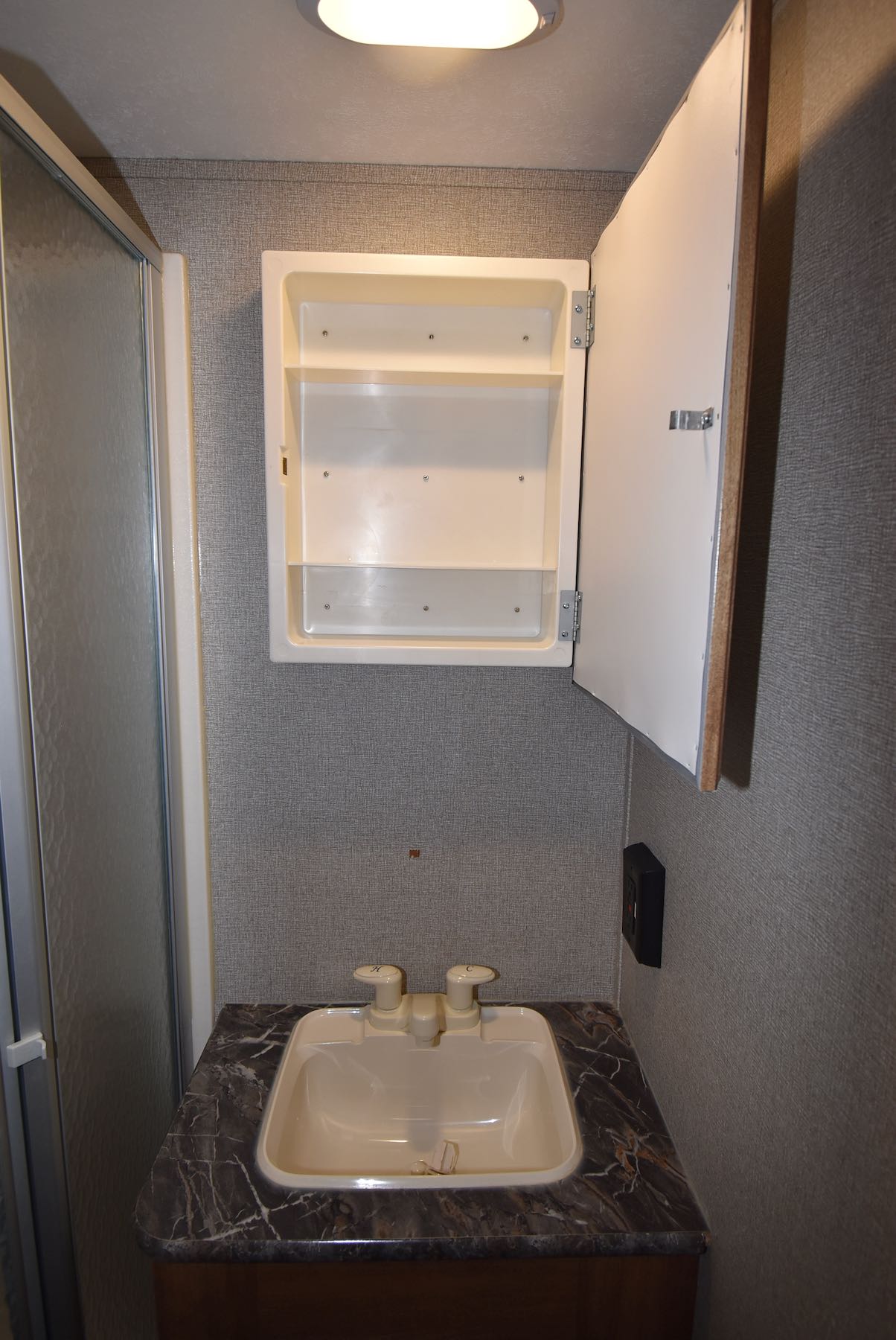 USED 2017 Keystone Springdale Summerland TT 2570RL - Christie's RV