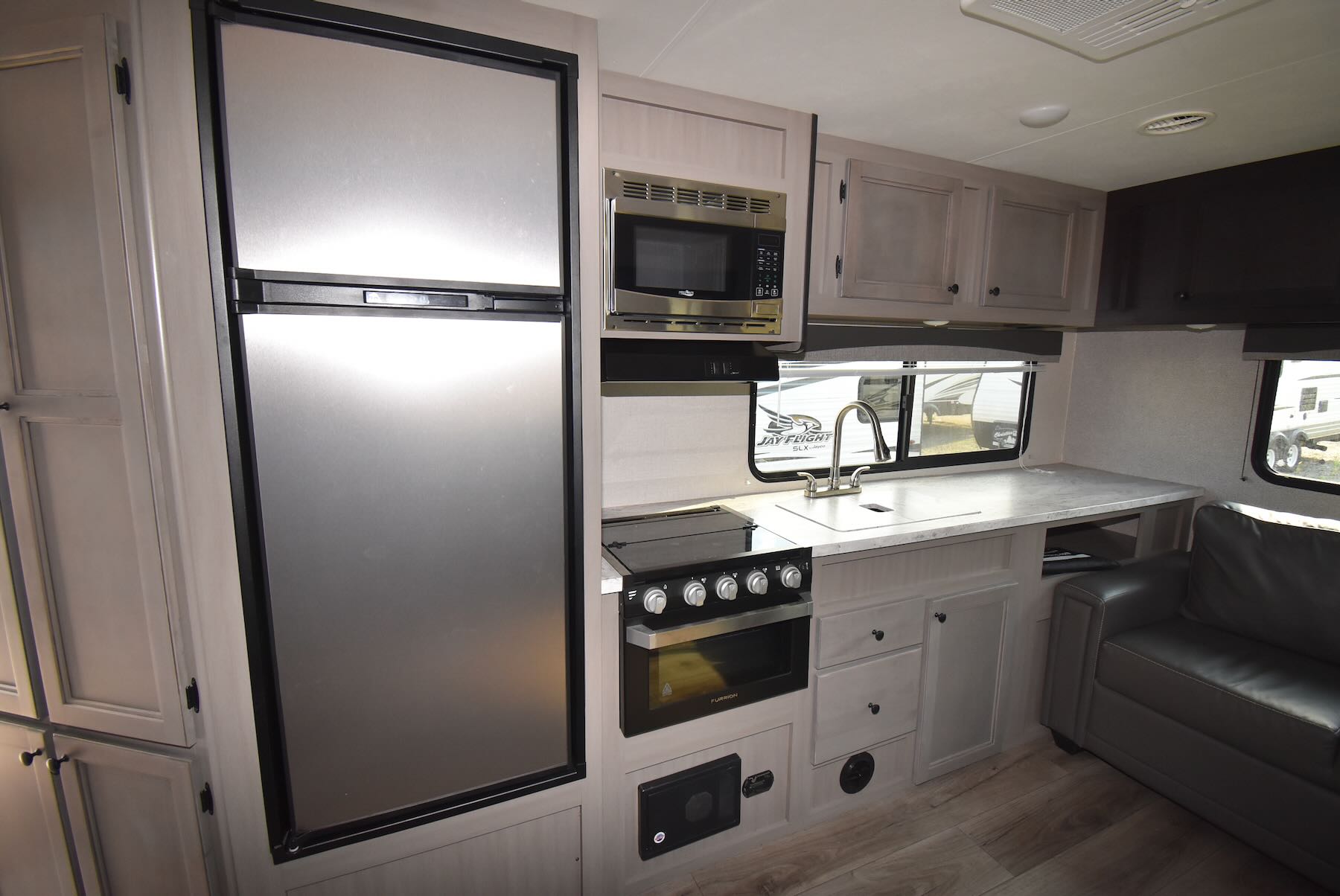 USED 2021 Starcraft Super Lite 242RL - Christie's RV