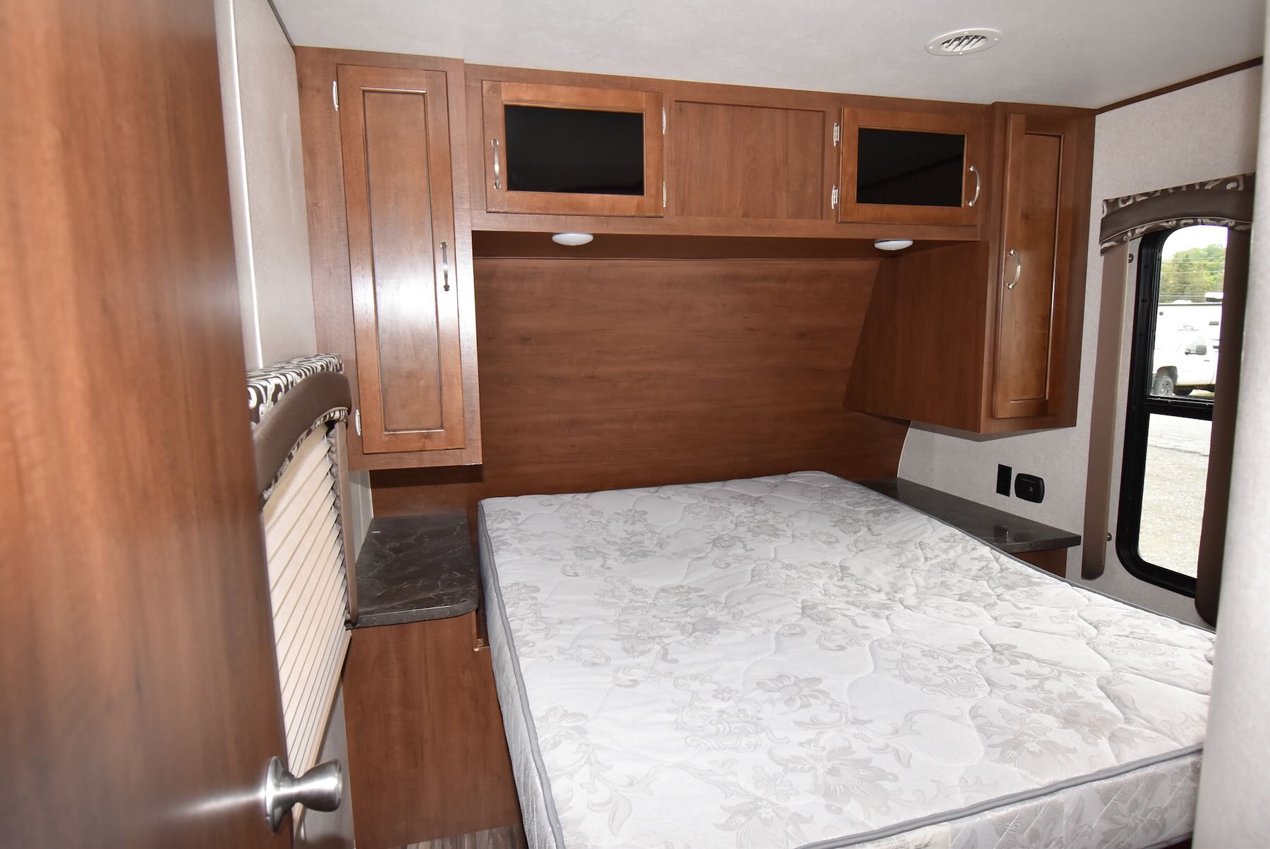 NEW 2017 Jayco Jay Flight 28RLS - Christie's RV