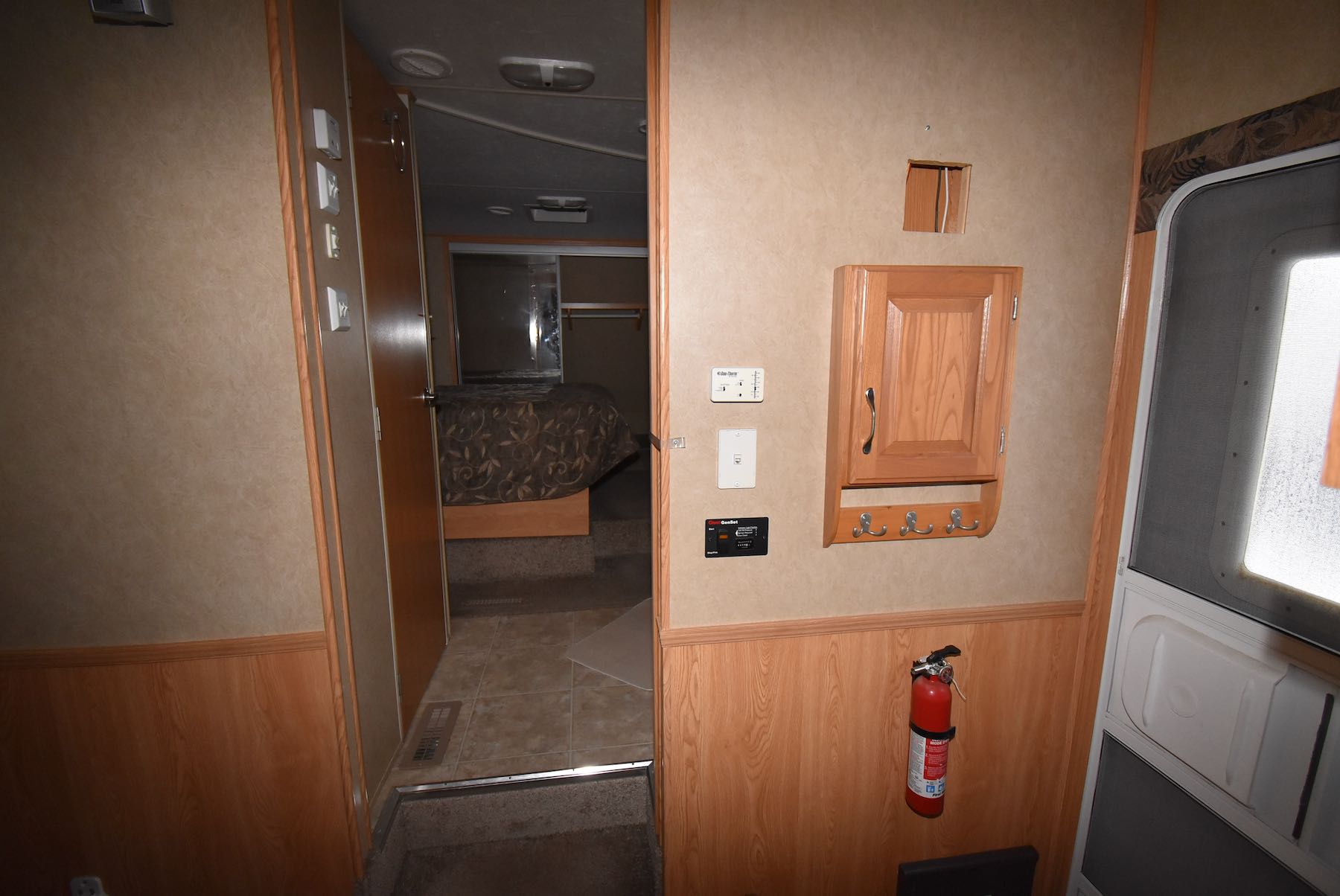 USED 2008 Crossroads Cruiser CrossForce 33MK - Christie's RV