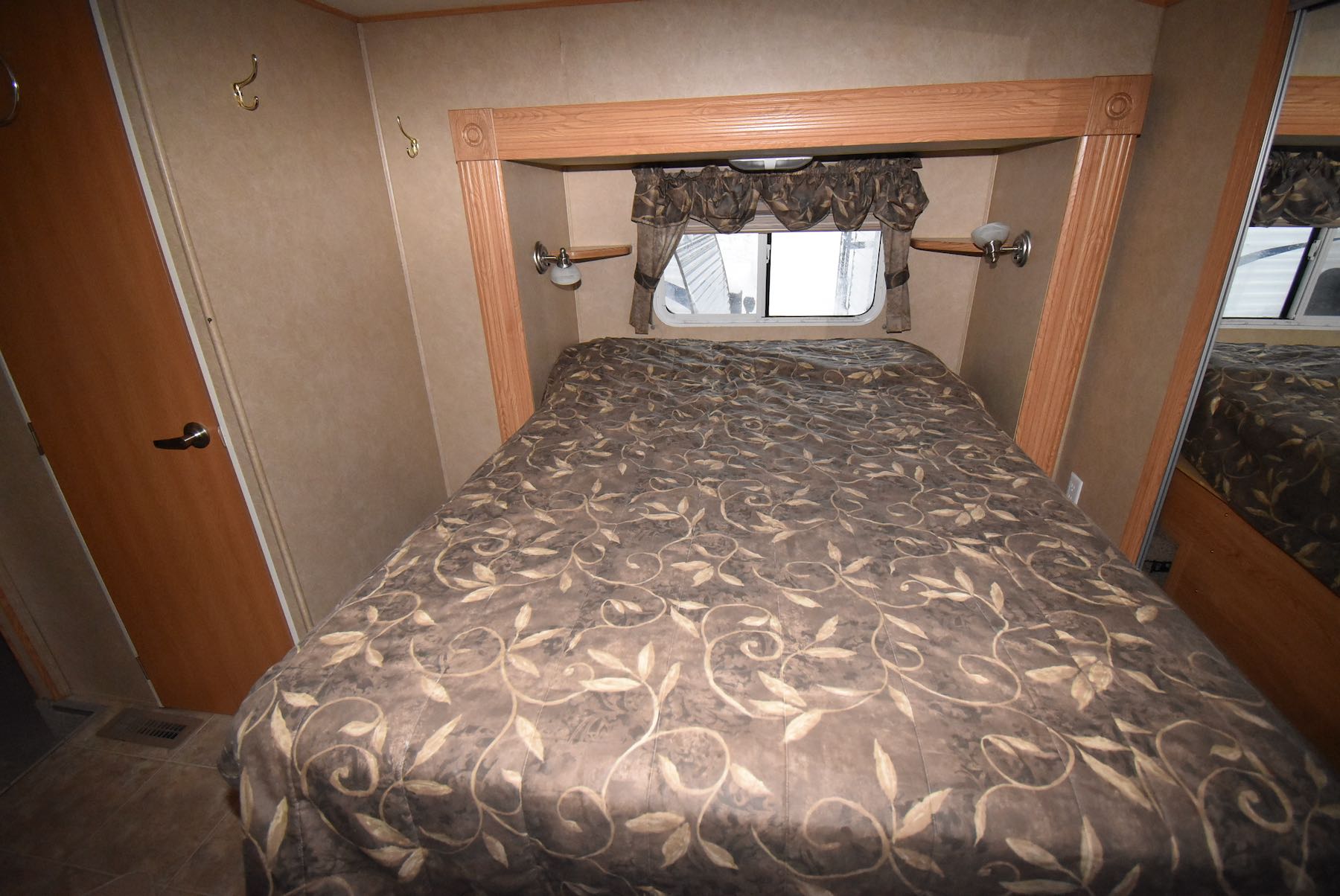 USED 2008 Crossroads Cruiser CrossForce 33MK - Christie's RV